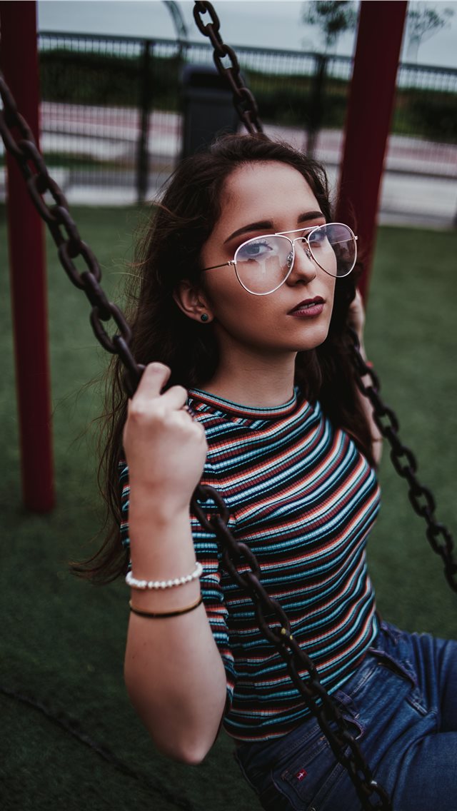 Latest Portrait iPhone HD Wallpapers - iLikeWallpaper